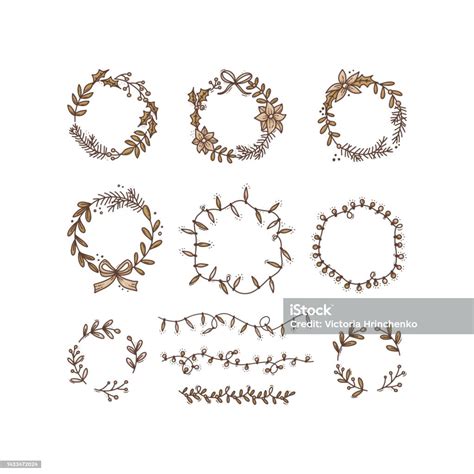 선물 활 화환 홀리 꽃 편지 따옴표 및 장식으로 손으로 그린 크리스마스 화환 컬렉션 겨울 휴가 디자인 요소 흰색 배경에 고립 된 낙서 벡터 일러스트레이션 0명에 대한 스톡