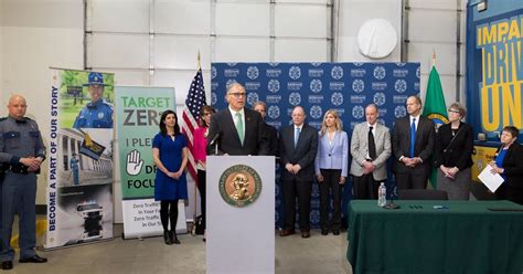 Shoreline Area News New Distracted Driving Law Signed By Governor