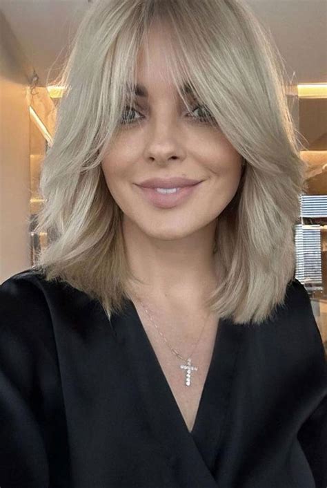 Face Framing Layers Medium Length Haircut Ideas To Elevate Your Look 1