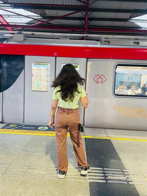 Shreya Pandey On Linkedin Shreyawritings B2b Freelancewriter B2bwriter Writer