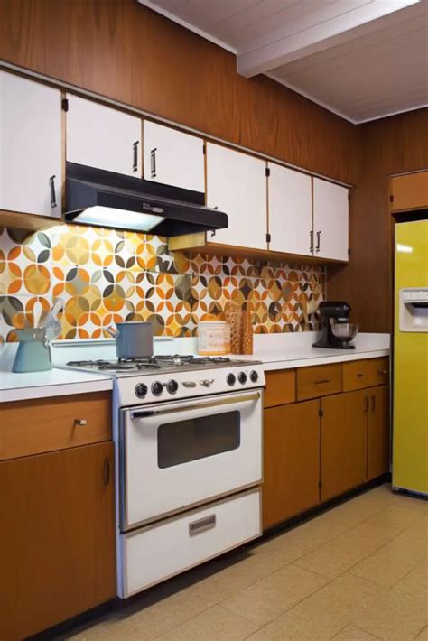 Vibrant 1970s Kitchen Colors A Nostalgic Journey Through Bold Tones