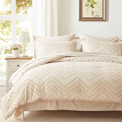 Zig Zag Monica Saravia