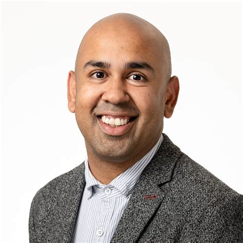 Dr Sunit Sarkar Medical Oncologist Icon Cancer Centre