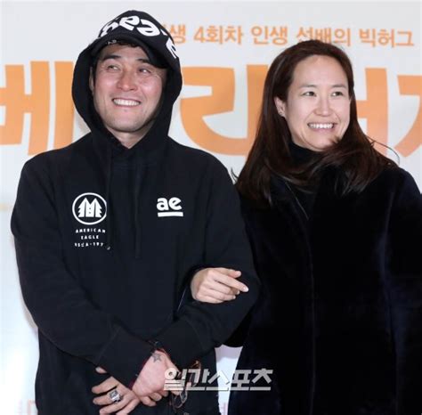 [포토] 최민수 강주은 영화 재밌게 보세요 Jtbc 뉴스