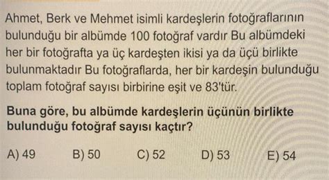 Ahmet Berk Ve Mehmet Isimli Kardeşlerin Fotoğraflarının Bulunduğu Bir