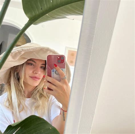 Melis Atak Kimdir Nerelidir Ka Ya Nda Boyu Kilosu Ka Hangi Dizilerde Oynad