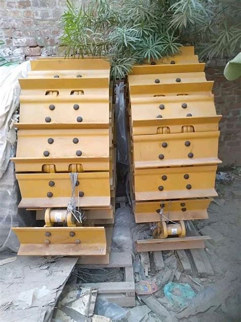 Komatsu Beml Bd155 Dozer At ₹ 9999piece In Kolkata Id 2848962867862