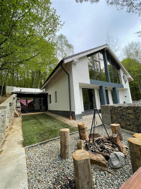 Vila Blanc Valiug Crivaia In Valiug