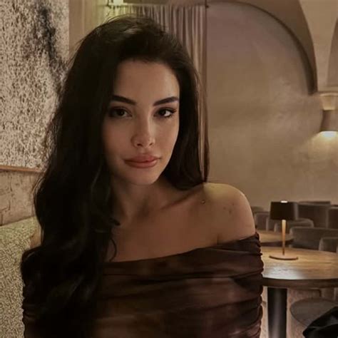 The 22 Best Young Models Under 25 In 2025 Ranked