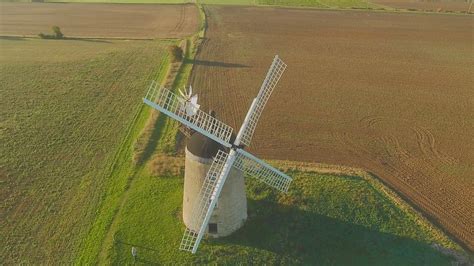Windmill Flight With The Rc Airship Videos By Drone Grey Arrows Drone Club Uk