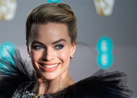 Top 6 Skaistākās Princešu Kleitas Uz Bafta Ceremonijas Sarkanā Paklāja Kokteilis Lv