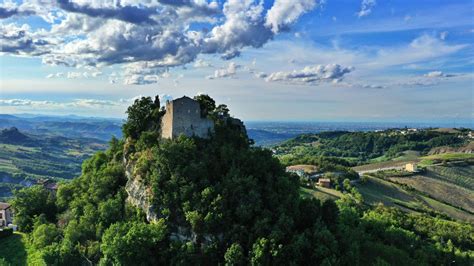 Journey In The Land Of Matilda Of Canossa Artemilia Guided Tours