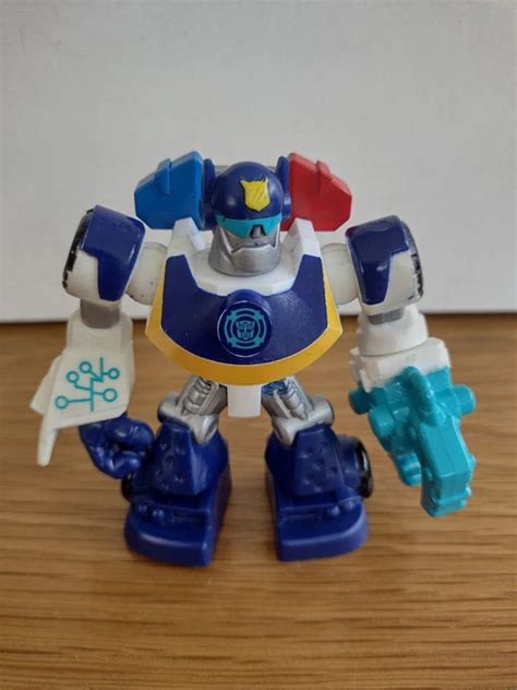 Andhasbro Playskool Heroes Transformers Rescue Bot Chase The Police Bot