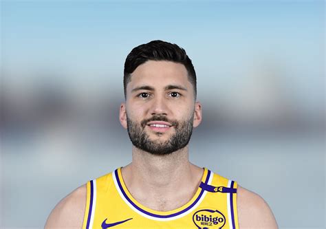 Maxi Kleber Could Return Before End Of Regular Season Yahoo Sport