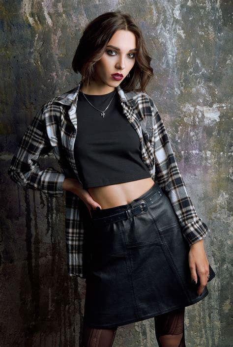 E Girl Aesthetic Outfits Clothing To Get The Look
