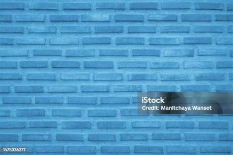 옅은 파란색 페인트 파스텔 차분한 톤 텍스처 배경으로 그린 벽돌 벽 벽돌 과 석조 바닥 인테리어 바위 오래 된 패턴 깨끗 한 콘크리트 그리드 고르지 않은 벽돌 디자인 스택
