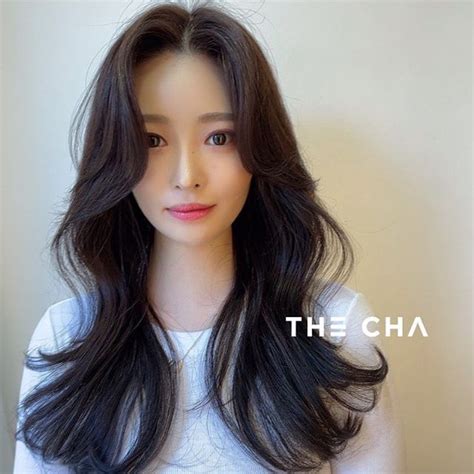 Pin By Caris Kim On Hair Hair Styles Hair Long Hair Styles