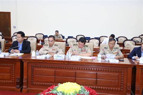 មន្ត្រីពន្ធនាគារ នឹងមានពណ៌ឯកសណ្ឋាន ស្លាកសញ្ញា និងសញ្ញាសក្តិថ្មី