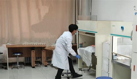 学校开展2023年生物实验室安全事故应急处置演练 宁夏大学资产与实验室管理处