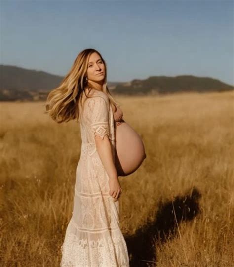 Loving Hpb On Tumblr Huge Pregnant Belly Modelling