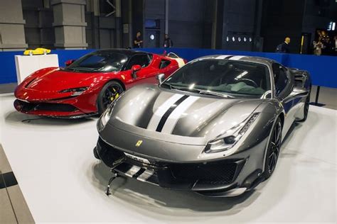 Ferrari Reajusta Preços De Modelos Diante De Demanda Em Alta De Clientes
