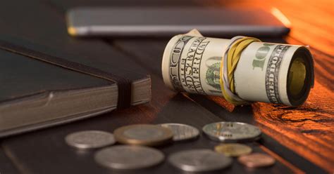 Курс валют на 5 04 2024 долар дешевшає Фінанси Bigmir Net