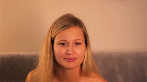 Strap On Y Masturbación Con Los Dedos Con Stella Cardo Xhamster