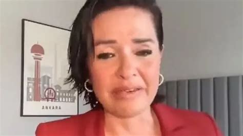 Özlem Gürses Sapık Mesaj Gönderen Tacizcisini Ifşa Etti Ahlaksız şerefsiz Medyafaresi