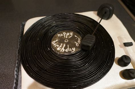 How To Make A Vinyl Record Birthday Cake At Anna Trotter Blog