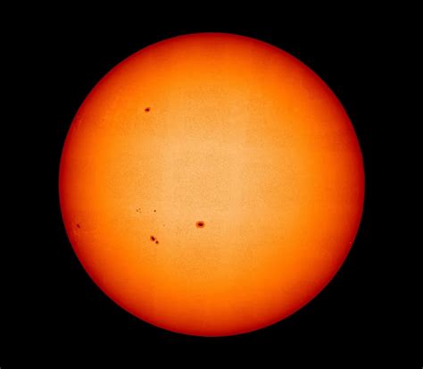 Check Out The Highest Resolution Images Ever Captured Of The Suns