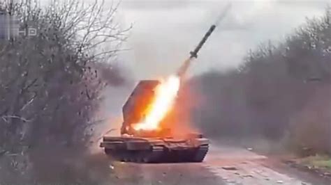 俄军切断巴赫穆特连接塞维尔斯克公路凤凰网视频凤凰网