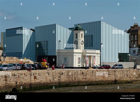 Margate Visitor Information Centre The Droit House The Stone Pier And