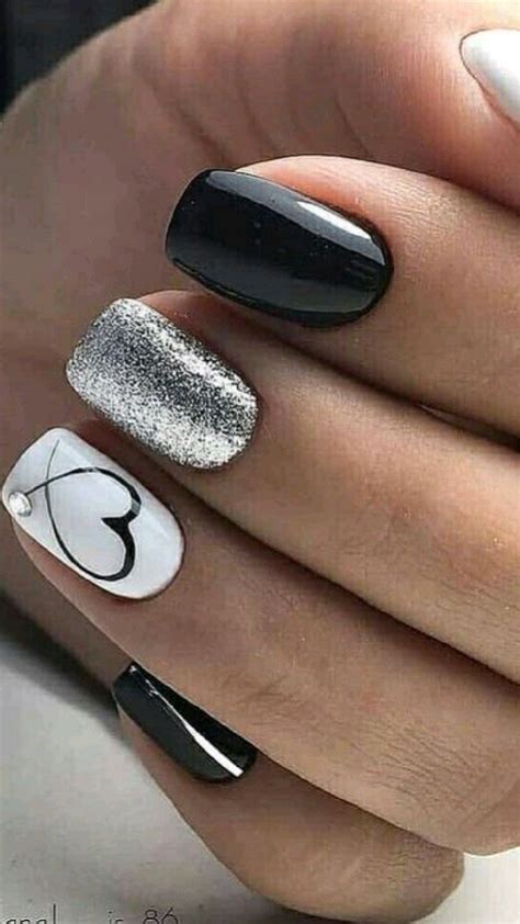 33 Top Black And White Glitter Nails Artofit