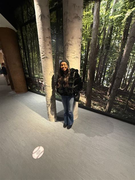 Elysse Cooley Needs A House 1 000 Mo Max On Iroomit