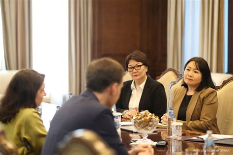 НҮБ ын Хөгжлийн хөтөлбөрийн Монгол Улс дахь Суурин төлөөлөгч Илейн М Конкиевич тэргүүтэй