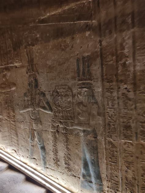 Criptografia No Templo De Dendera De Hathor Imagem De Stock Imagem De