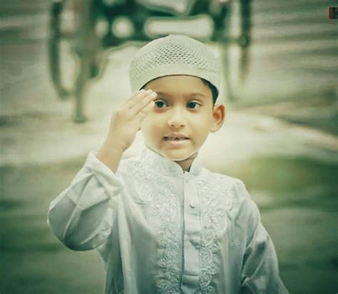 اَلسَّلاَمُ عَلَيْــــــــــــــــكُمْ وَرَحْمَةُ اللّٰهِ وَبَرَكَاتُهُ