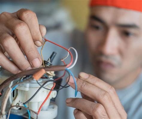 Basic Electrical And Electronics Engineering Pdf Notes New Topic 2025