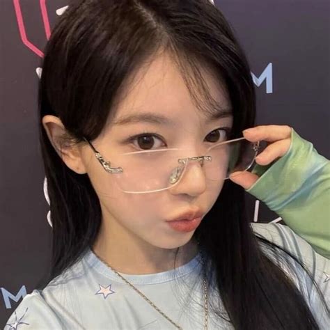 Illit Moka Icon In 2024 Moka Cute Icons Girl