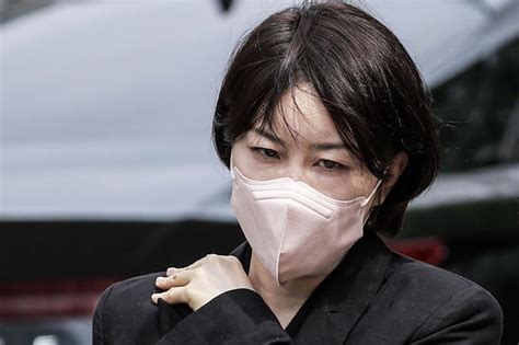 문다혜 1심 벌금 1500만원… 음주운전 불법 숙박업 혐의