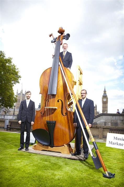 The 10 Largest Musical Instruments Around The World