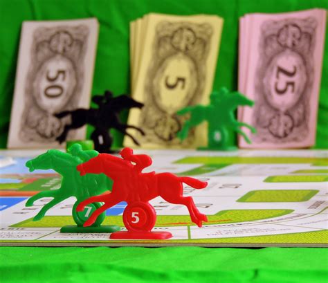 Безплатна снимка маса играя тичам зелен пари играчка настолна