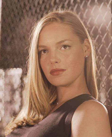 Izzy Stevens S Instagram Twitter Facebook On IDCrawl