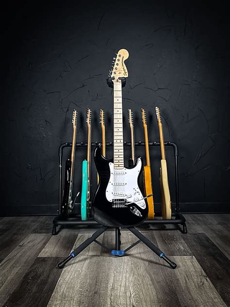 Squier Affinity Stratocaster Black Reverb