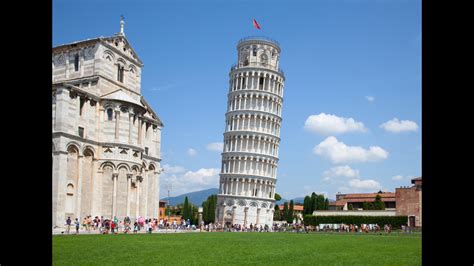 Архитектурни чудеса Уникални и завладяващи с вида си сгради по света