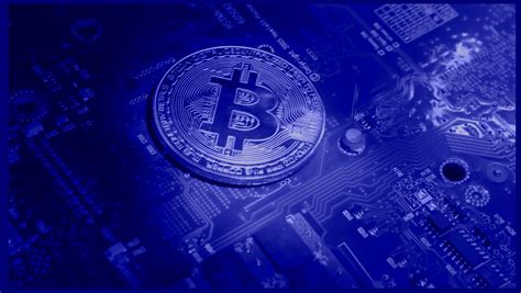 Benchmarking The Quantum Cryptanalysis Of Symmetric Public Key And