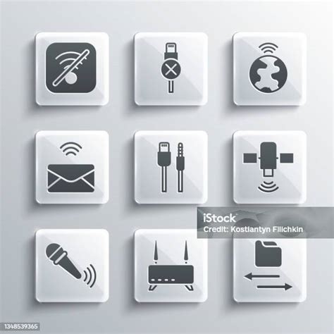 라우터 및 와이파이 신호 전송 파일 위성 Usb 케이블 코드 무선 마이크 메일 전자 메일 아니 Wifi 무선 인터넷 및 글로벌 기술 아이콘을 설정합니다 벡터 0명에 대한