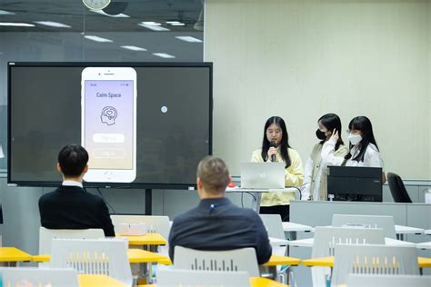 Ict Mahidol Organized An Event To Review The Learning Outcomes Of An Internship Project