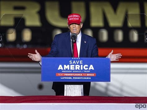 Трамп отказался возвращаться в Twitter потому что там много фейковых аккаунтов