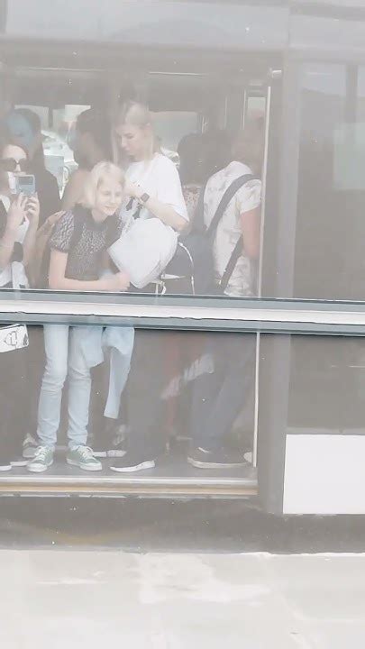 Я кншн не танор но сестру заставила снять Youtube